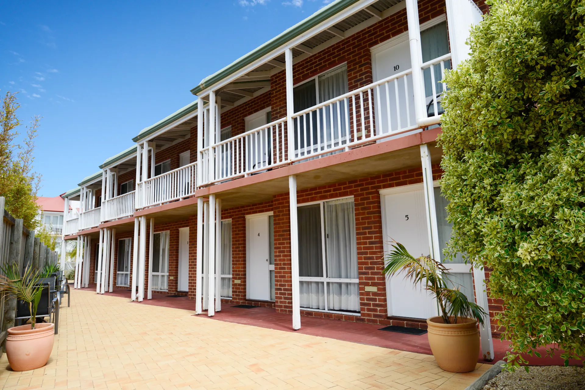 Standard Self Contained Motel Rooms | The Jetty Resort | Esperance